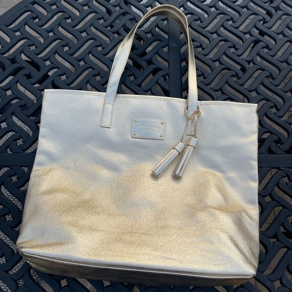MICHAEL Michael Kors | Bags | Michael Kors Metallic Gold Tote | Poshmark